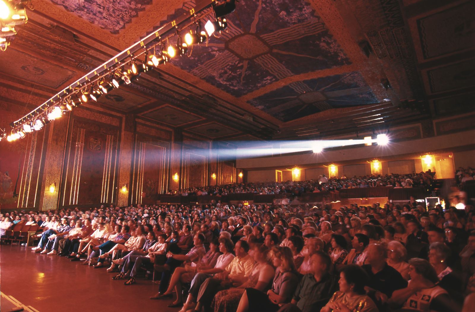 Locations Hub - Paramount Arts Center