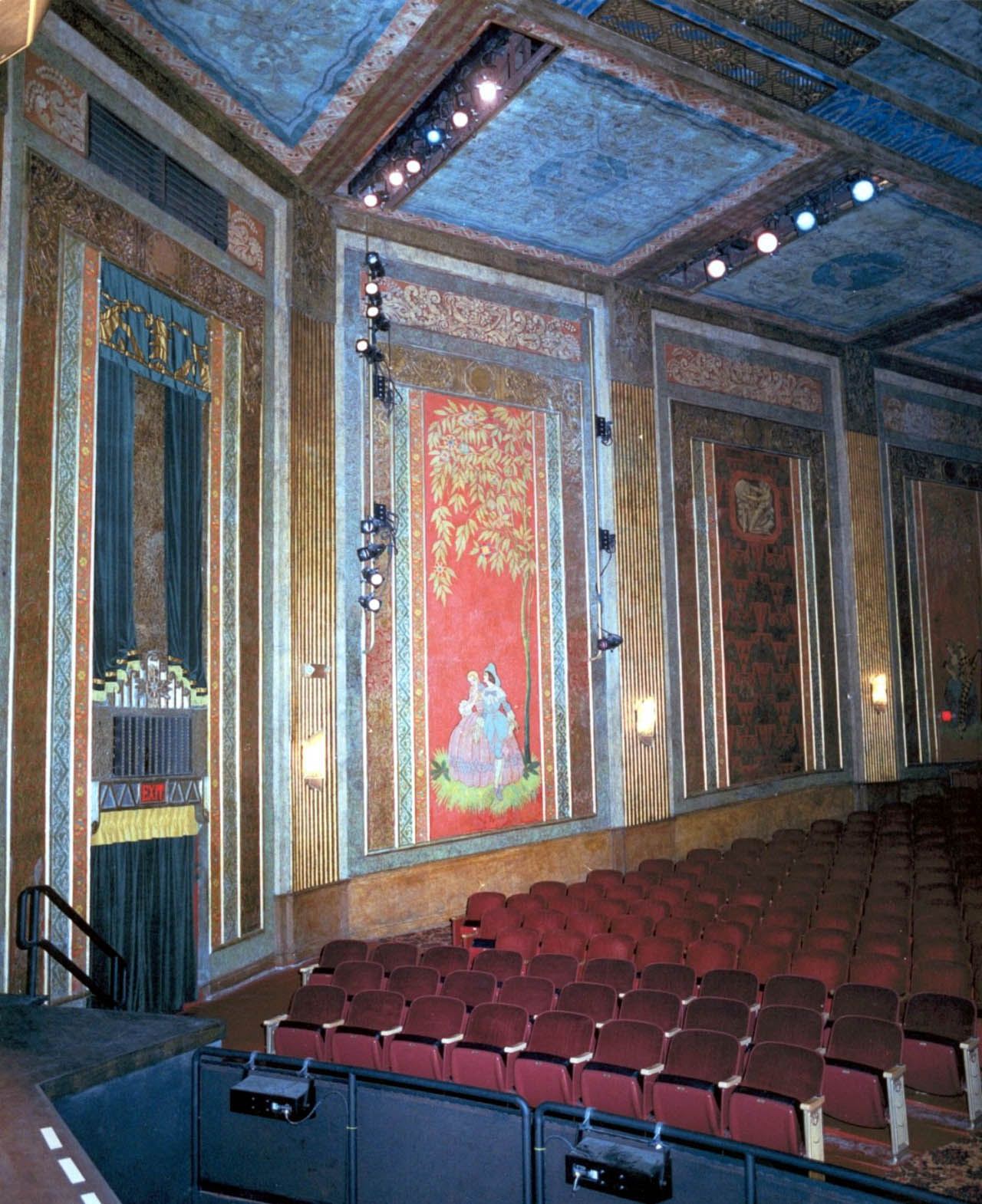 Locations Hub - Paramount Arts Center