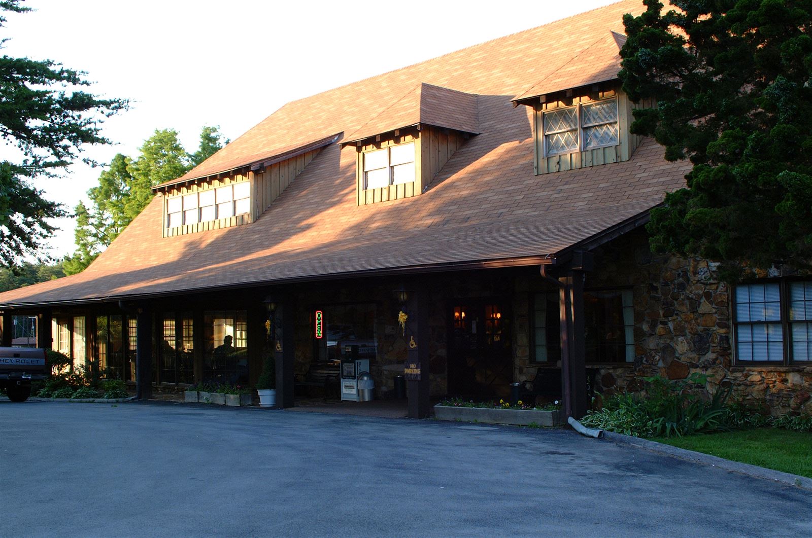 Locations Hub - Lake Malone State Park