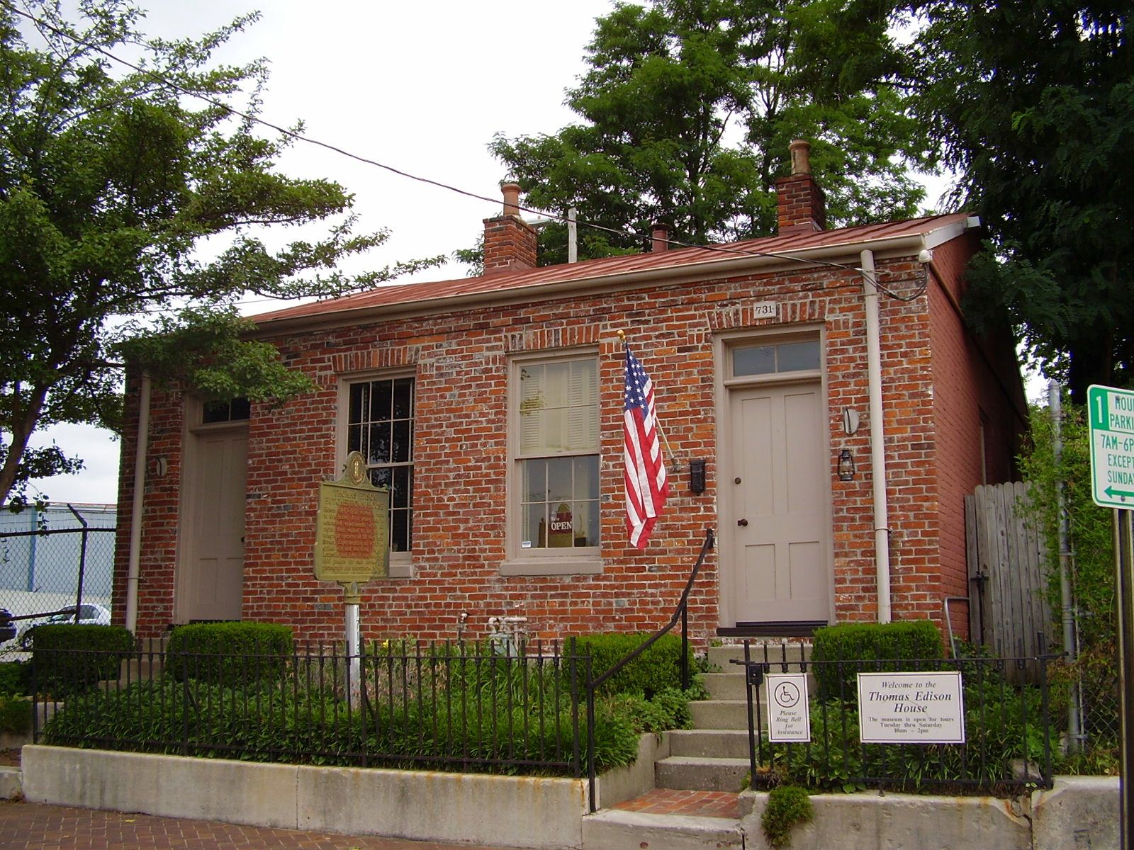 Locations Hub - Thomas Edison House